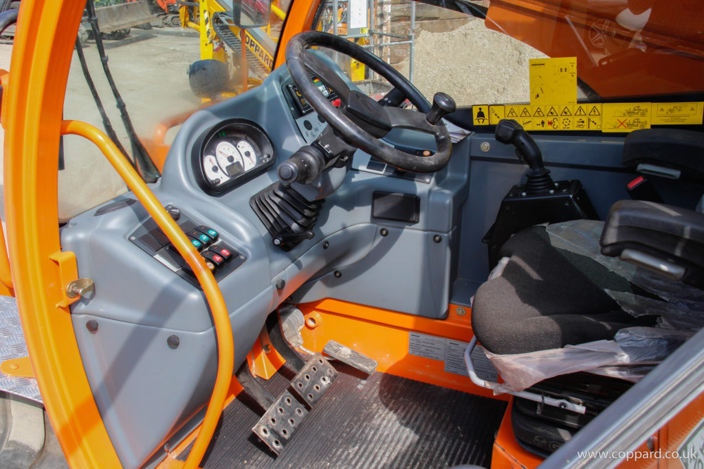 Doosan DT120 Telehandler - Coppard Plant Hire Ltd