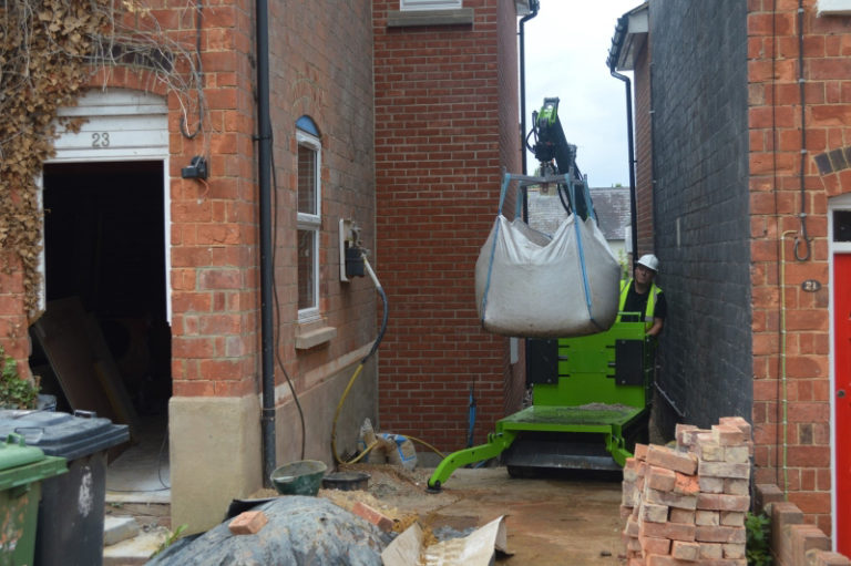 Hooka H1/6 - Compact Lift & Carry Crawler - Coppard Plant Hire Ltd