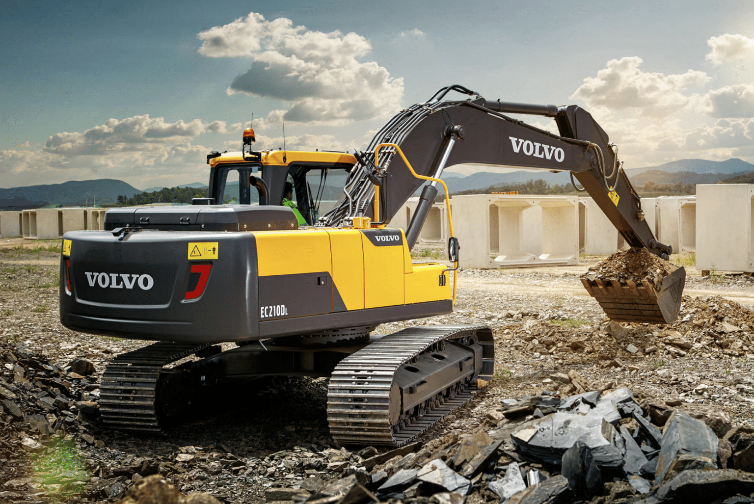 Volvo EC210B LC Excavator - Coppard Plant Hire Ltd